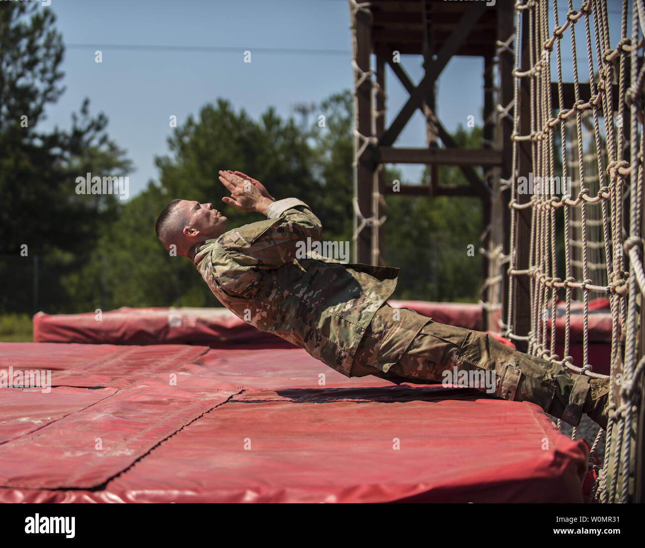 Army Reserve Drill Sergeant of the Year competitor, Sgt. 1st Class ...