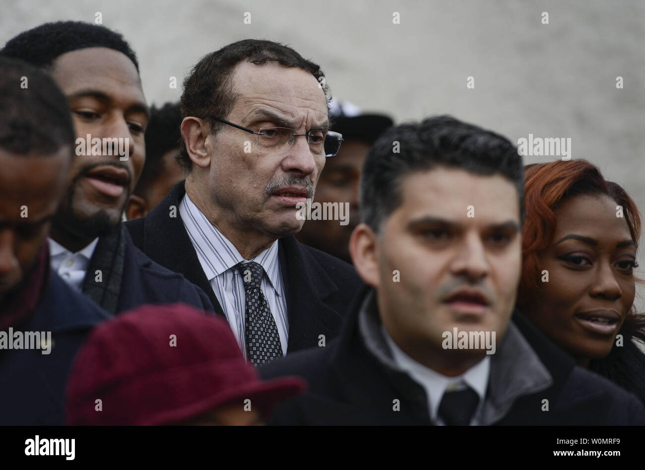 Former DC mayor Vincent Gray participates in an annual wreath laying ...