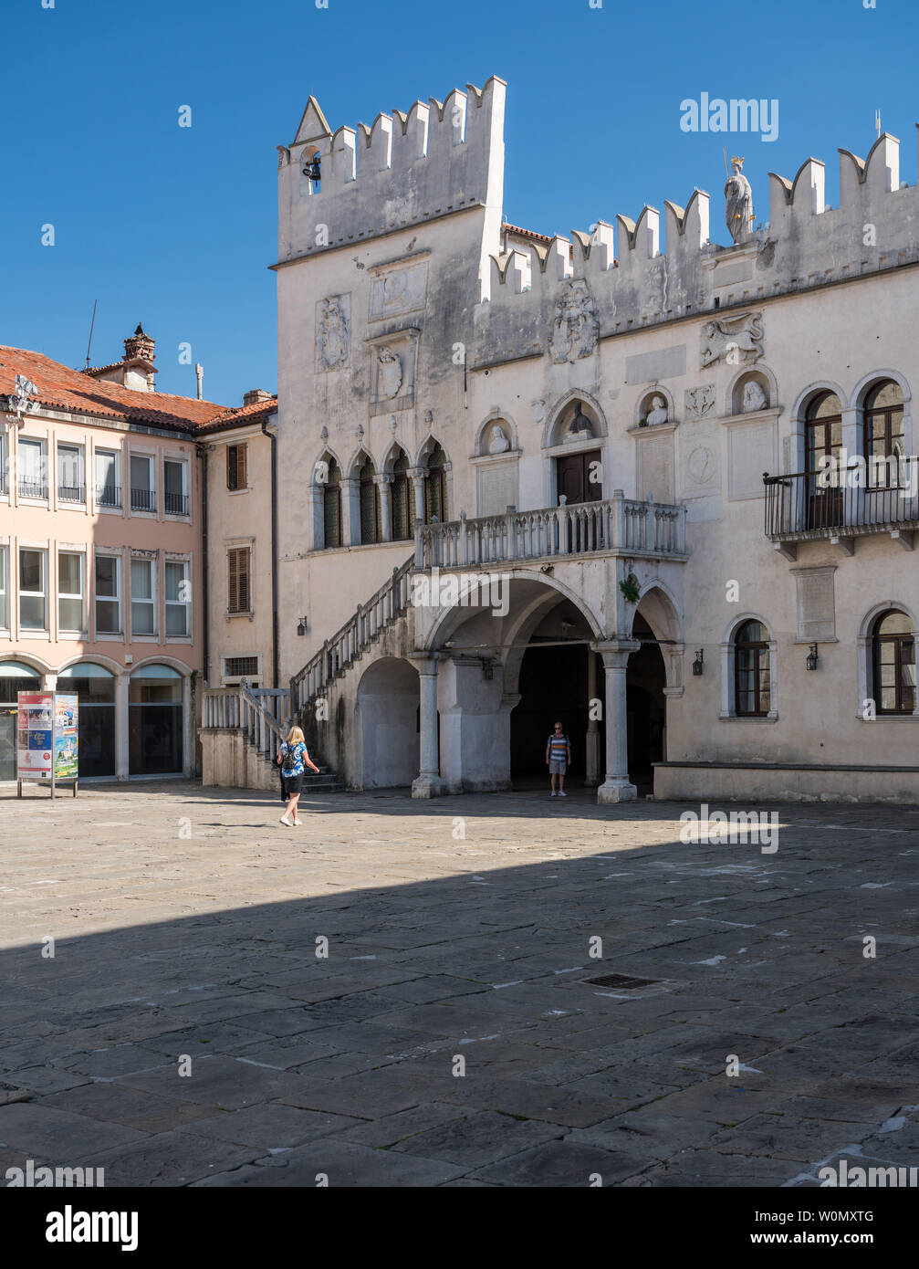 Praetorian building hi-res stock photography and images - Alamy