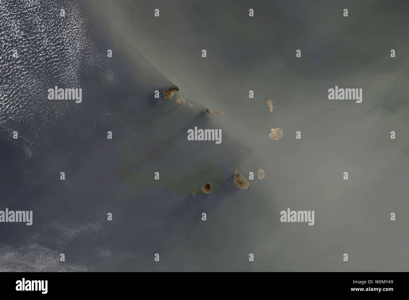 Dust from saharan desert hi-res stock photography and images - Alamy