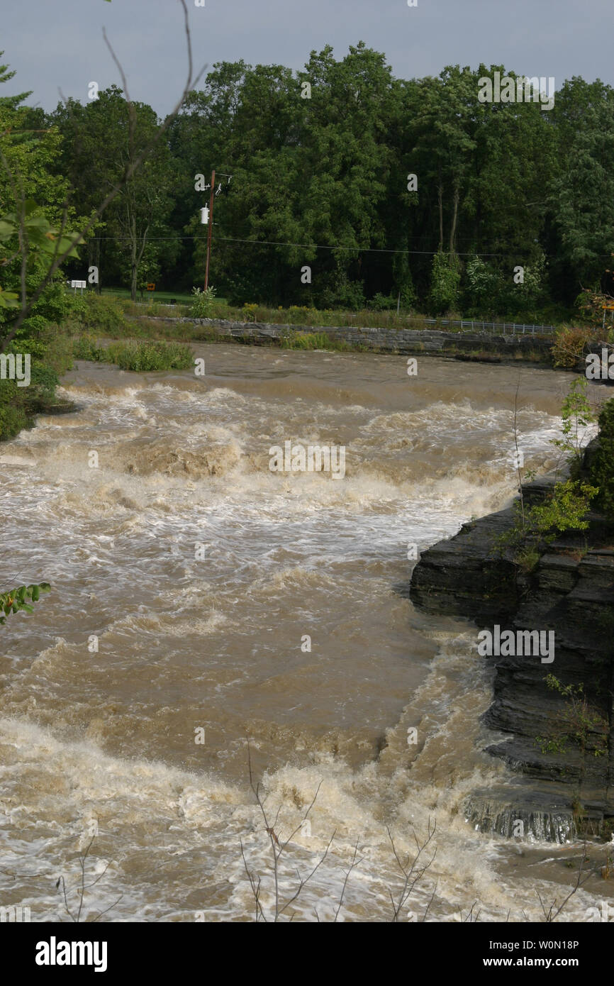 Violent hurricane hi-res stock photography and images - Alamy