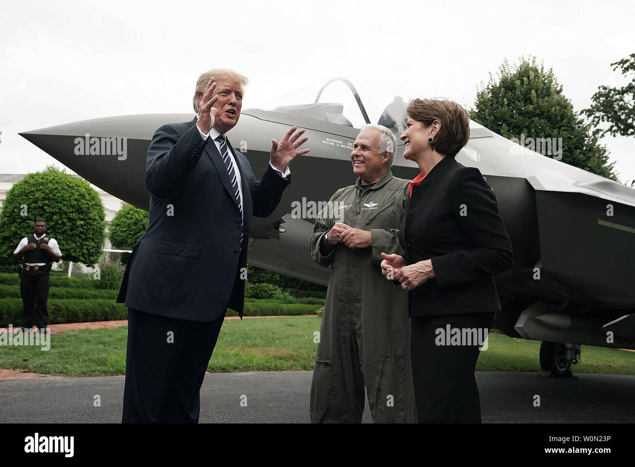 Lockheed martin chief test pilot alan norman hi-res stock photography ...