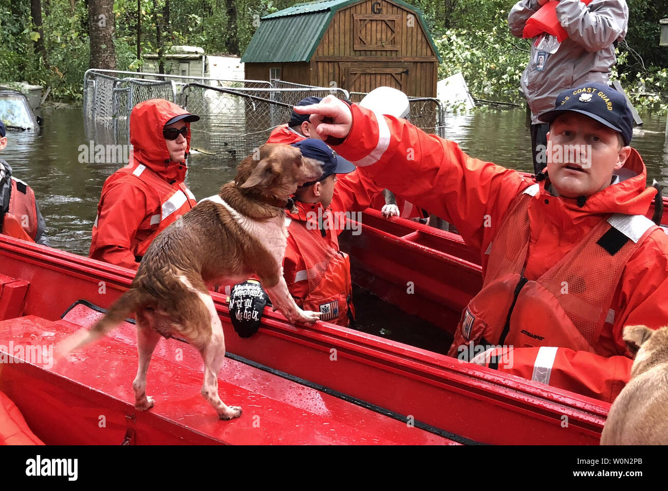 Shallow water response team hi-res stock photography and images - Alamy