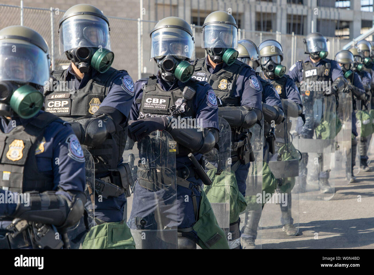 Cbp port hi-res stock photography and images - Alamy