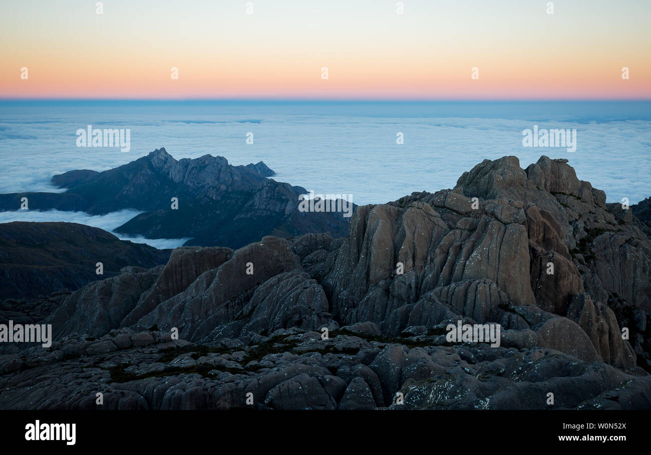 Summit sunrise hi-res stock photography and images - Alamy