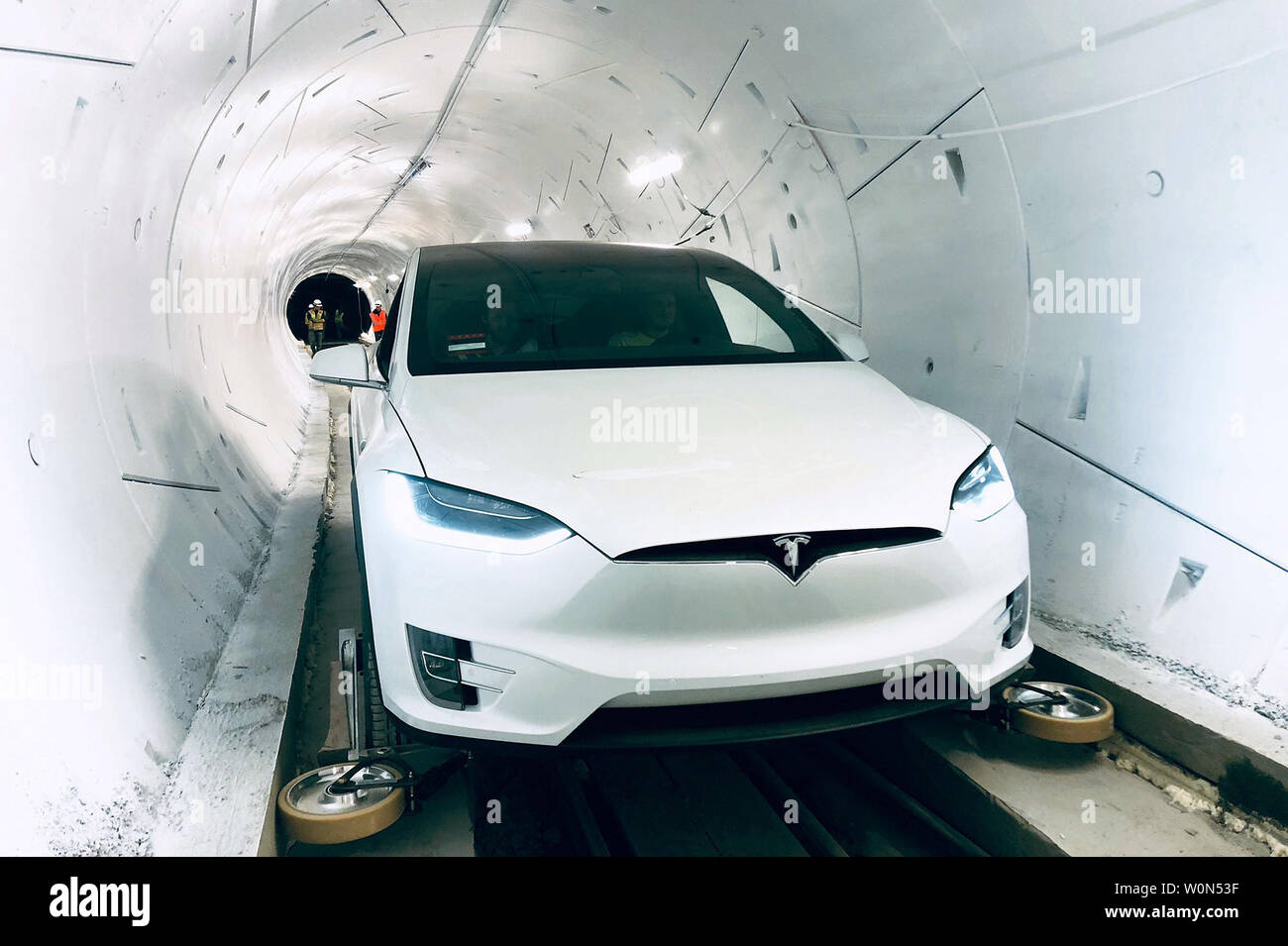 Elon musk hyperloop tunnel hi-res stock photography and images - Alamy