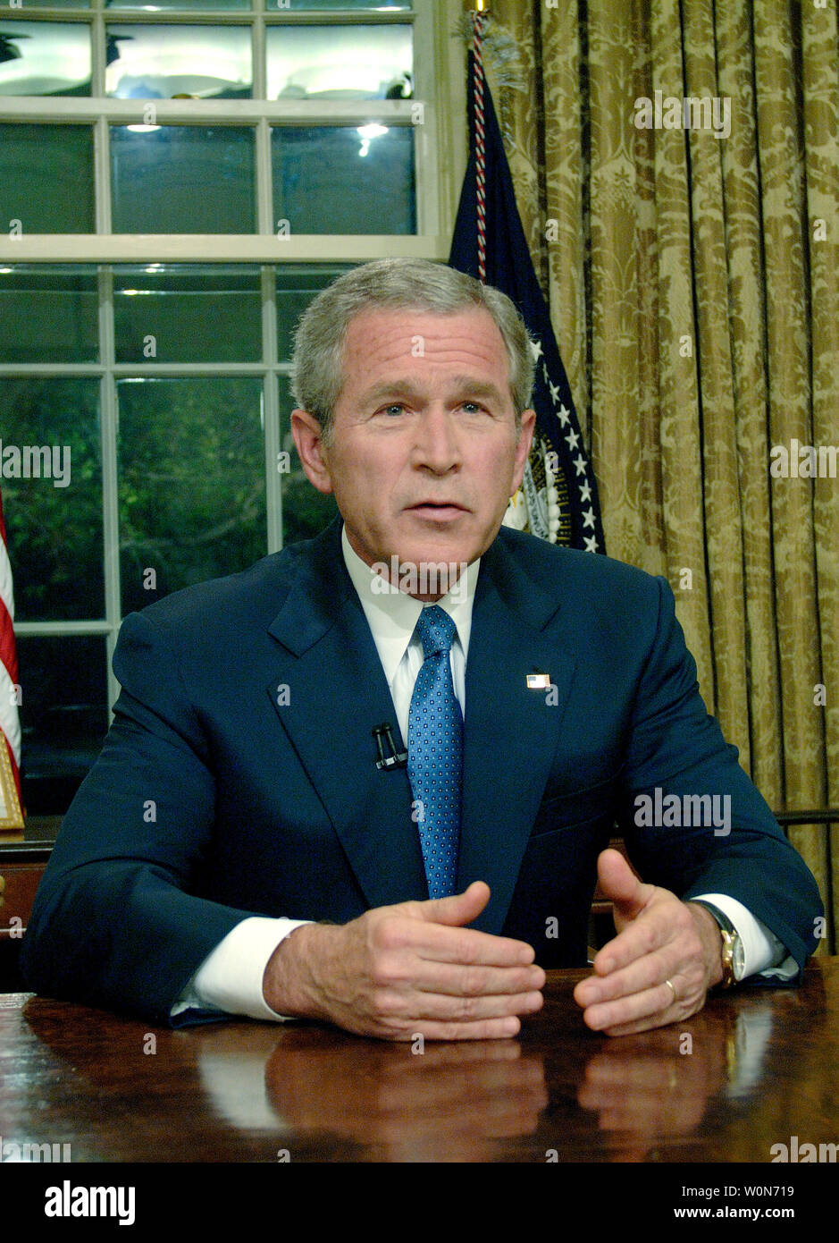 Speech on immigration hi-res stock photography and images - Alamy