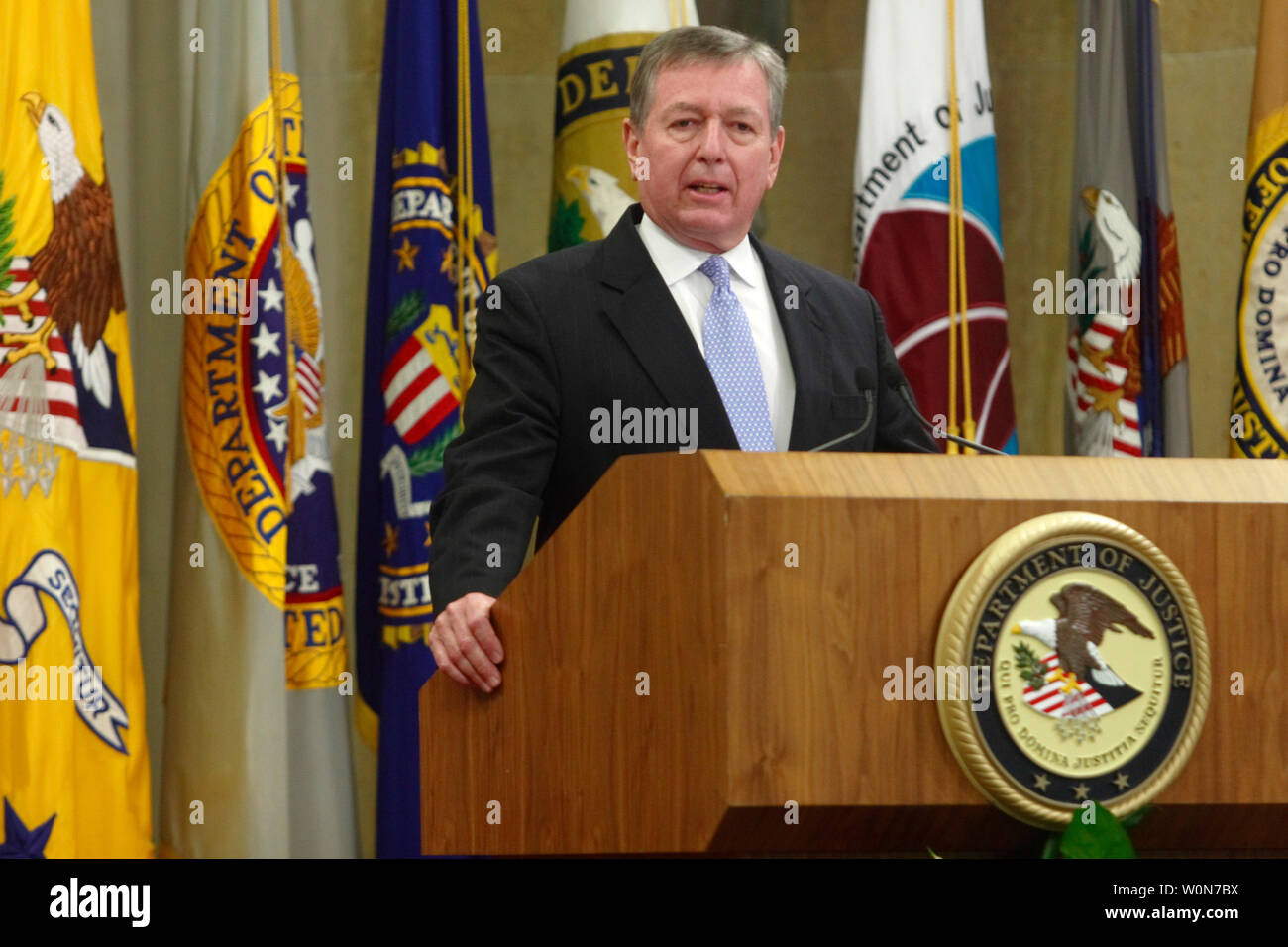 John ashcroft delivers remarks hi-res stock photography and images - Alamy