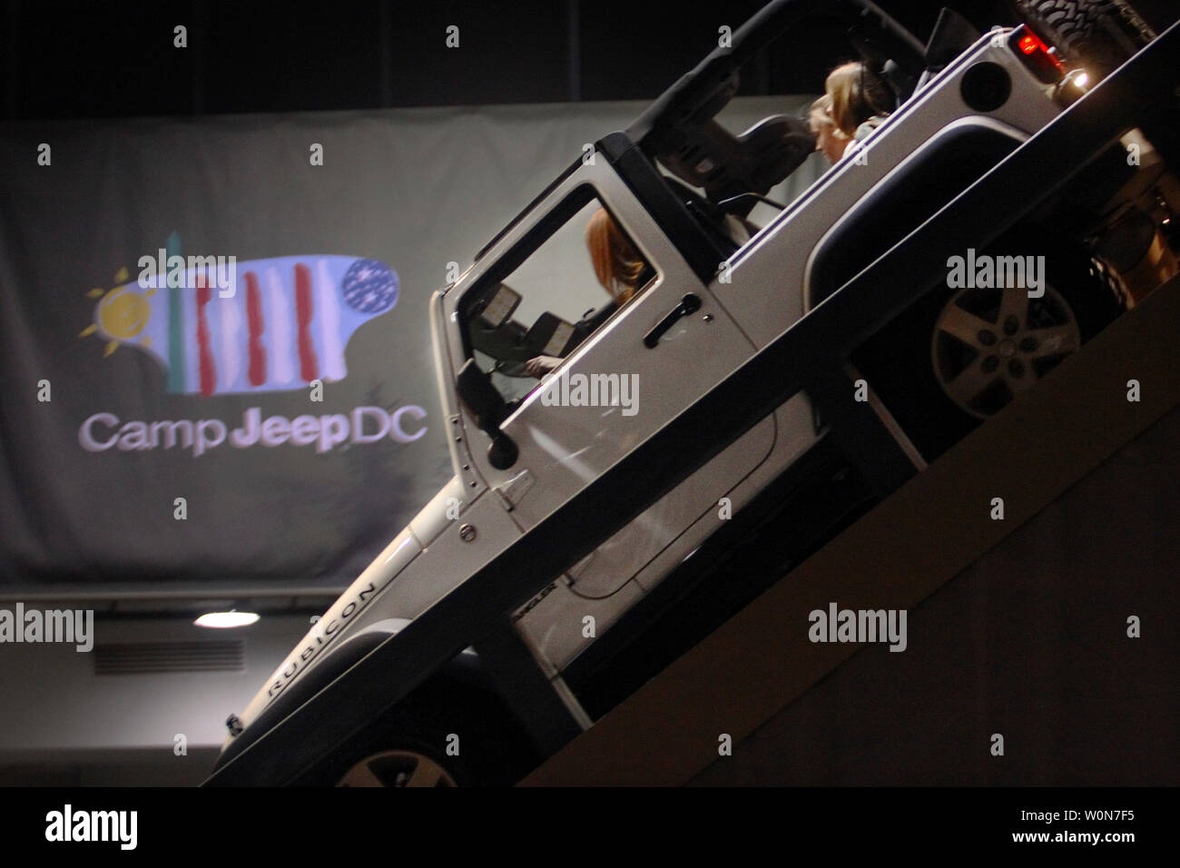 4x4 articulation hi-res stock photography and images - Alamy