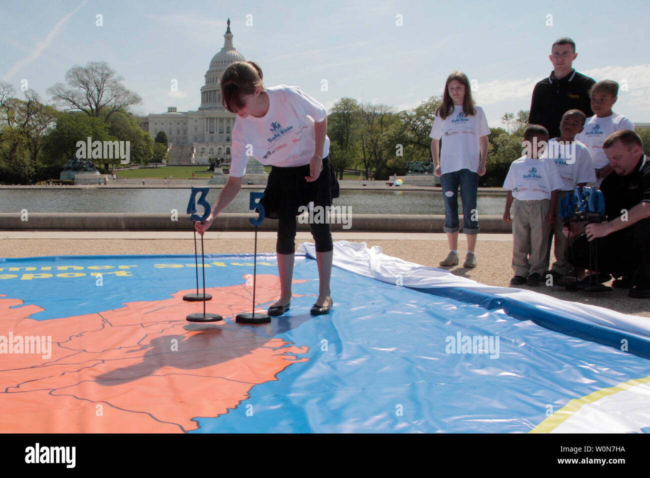 Put on the map hi-res stock photography and images - Alamy