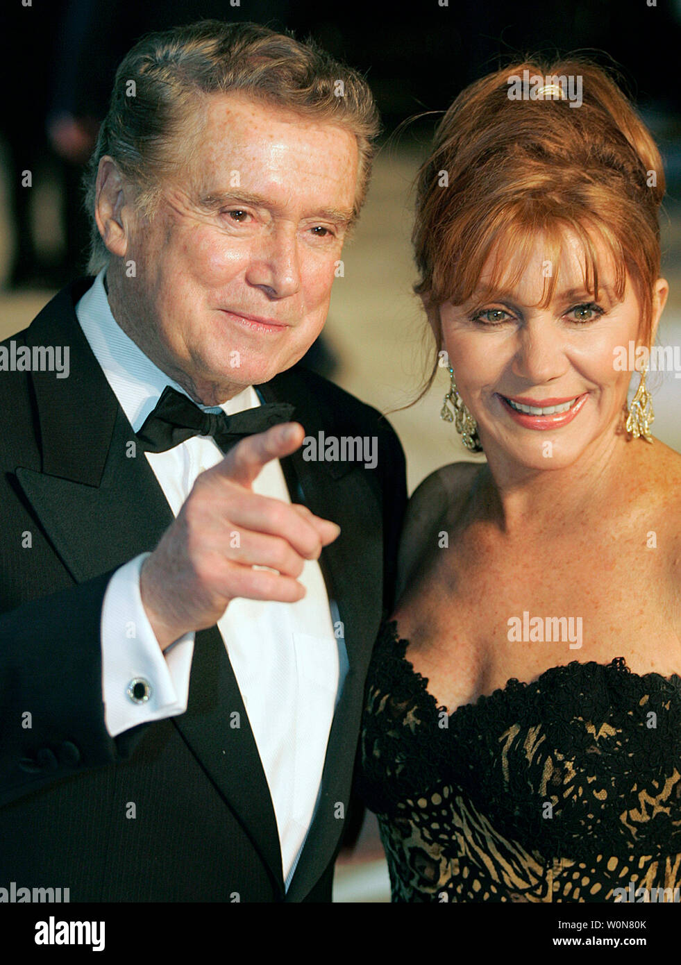 Joy philbin and regis philbin hi-res stock photography and images - Alamy