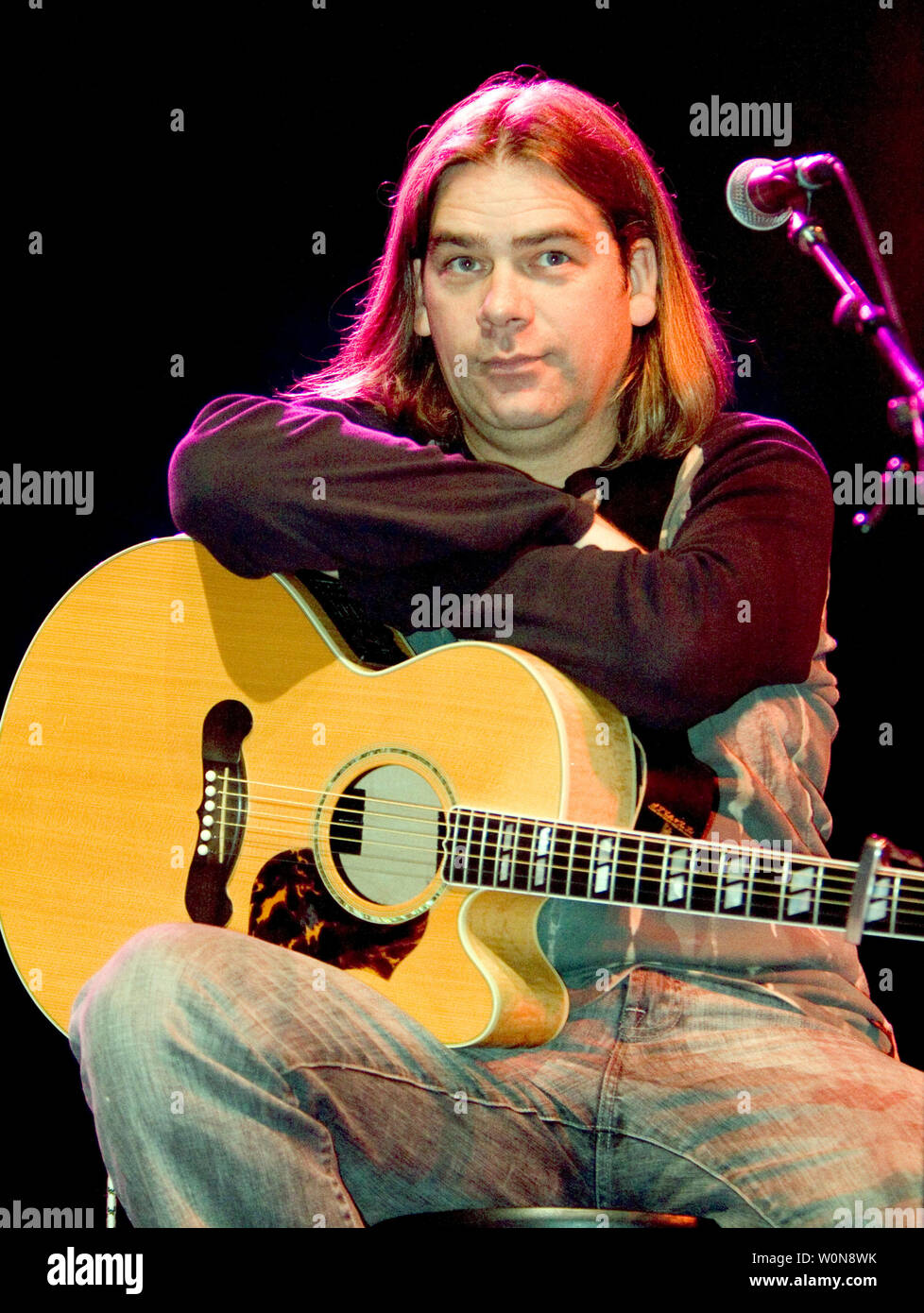 Canadian songwriters hi-res stock photography and images - Alamy