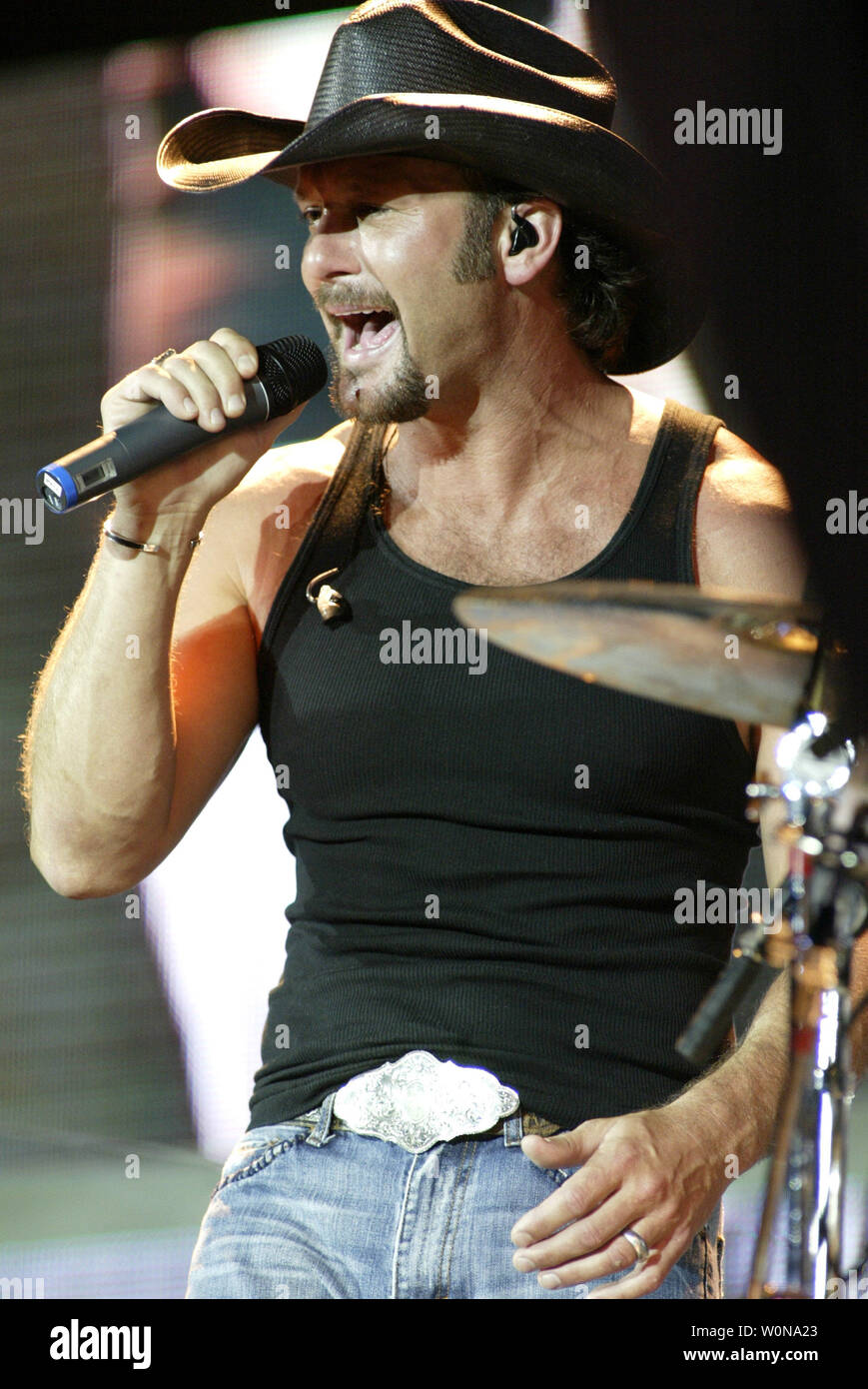 Tim Mcgraw performs in concert, at the Sound Advice Amphitheatre , in ...