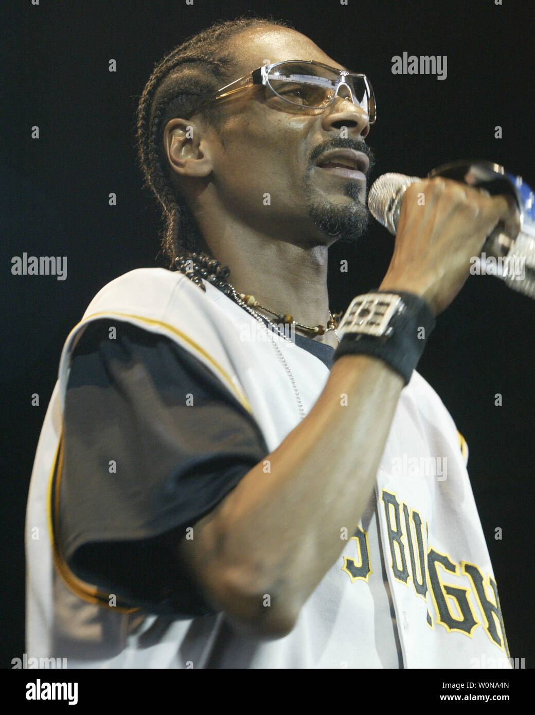 Snoop Dogg, performs in concert during the Projekt Revolution 2004 Tour ...