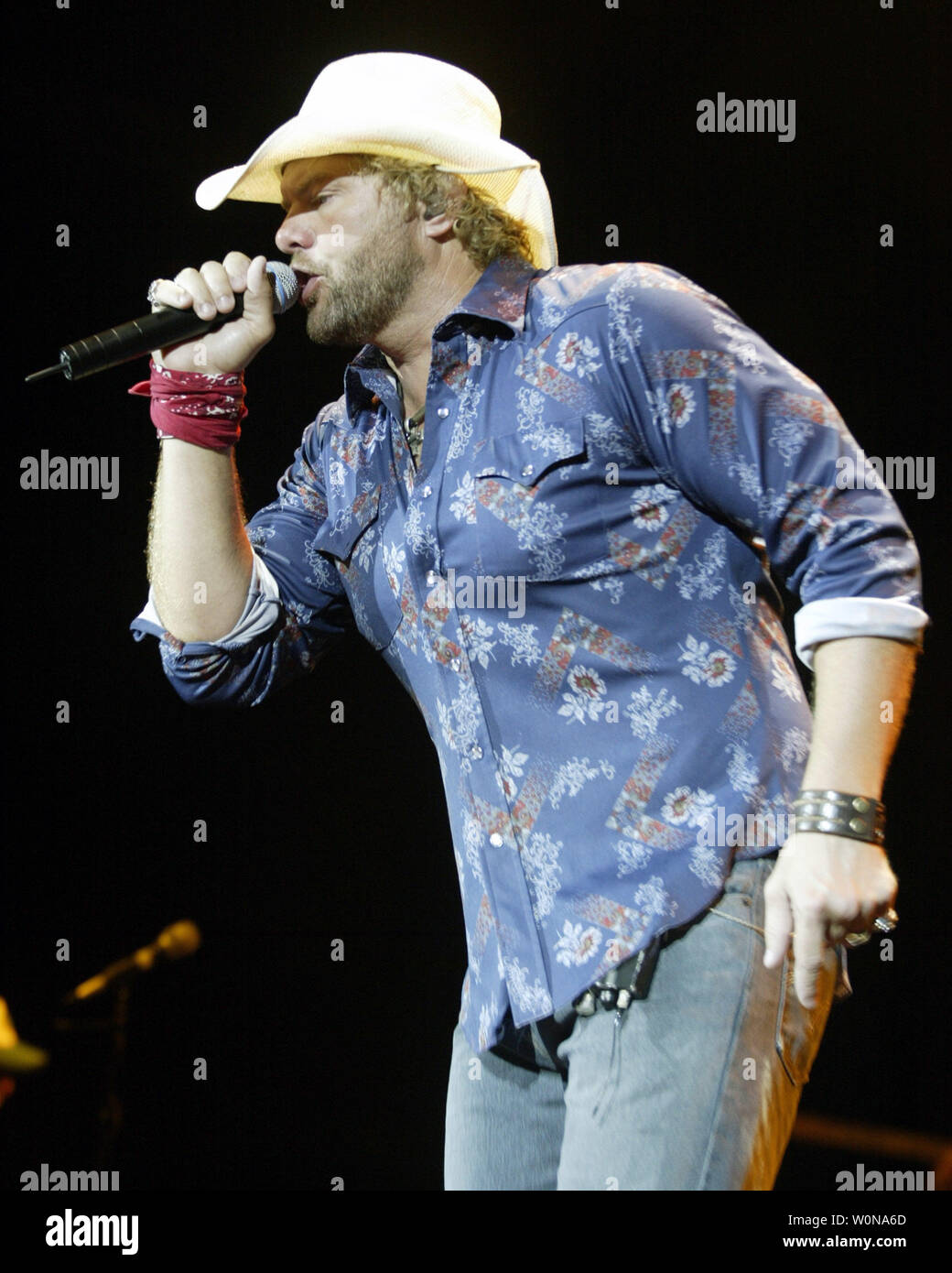 Toby Keith performs in concert, at the Sound Advice Amphitheatre , in ...