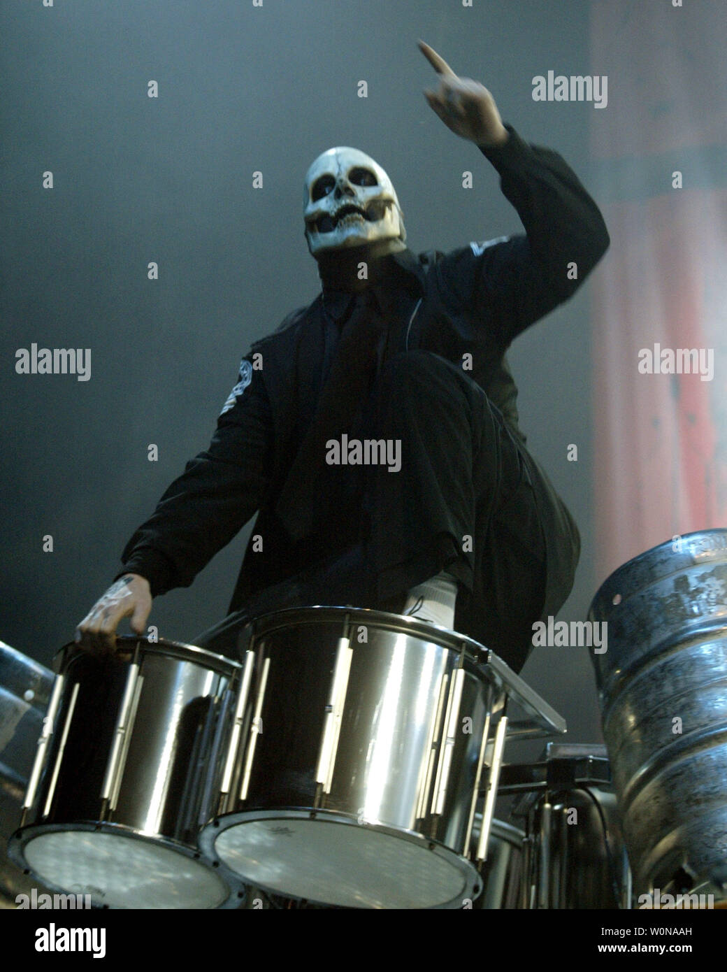 Slipknot performs in concert, at the Sound Advice Amphitheatre , in ...