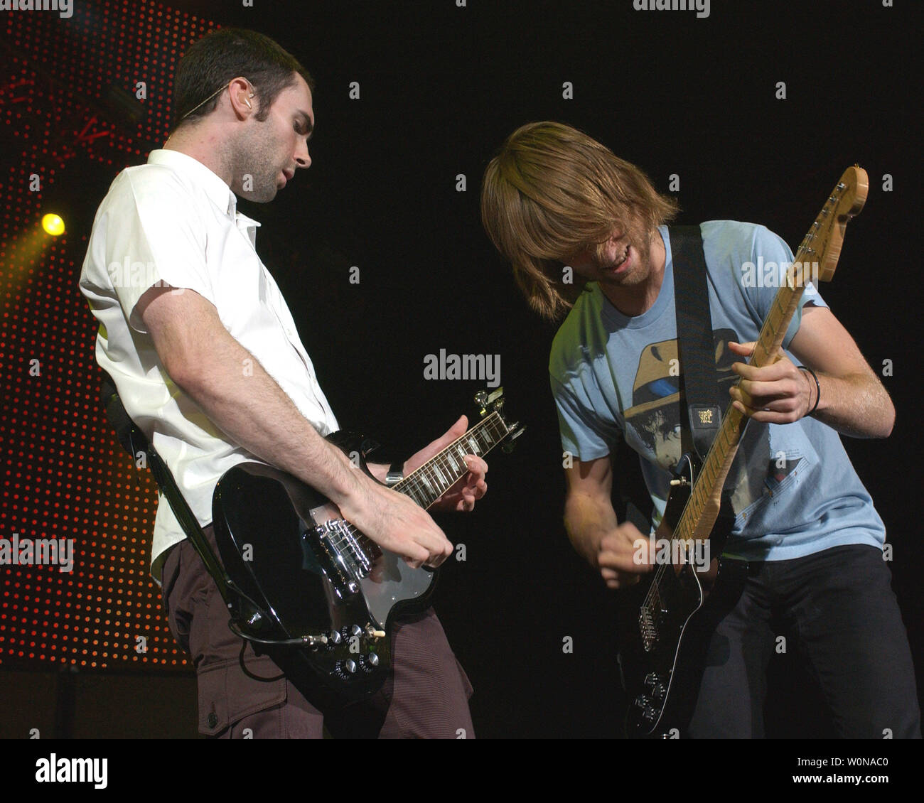 Adam levine as james valentine hi-res stock photography and images - Alamy