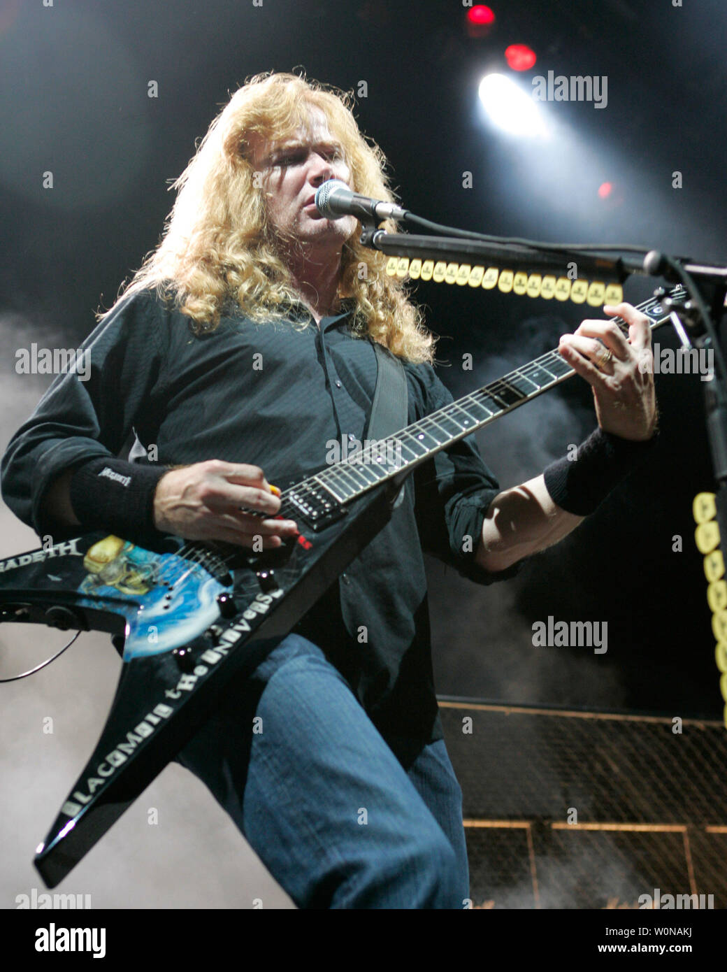 Dave Mustain of Megadeth performs in concert, at the Sound Advice ...