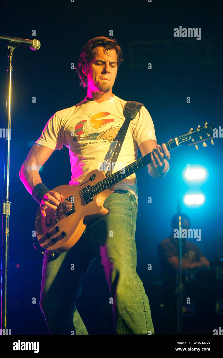 Nick Hexum of 311 performs in concert, at the Sound Advice Amphitheatre ...