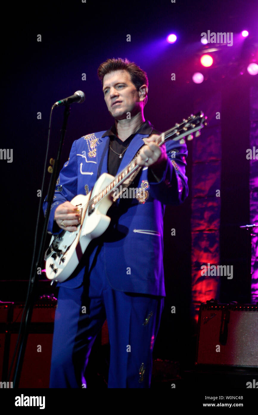 Chris Issac performs in concert at the Mizner Park Amphitheatre in Boca ...