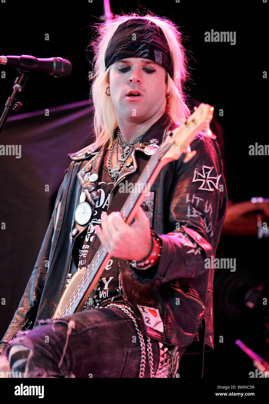 Jp white hi-res stock photography and images - Alamy