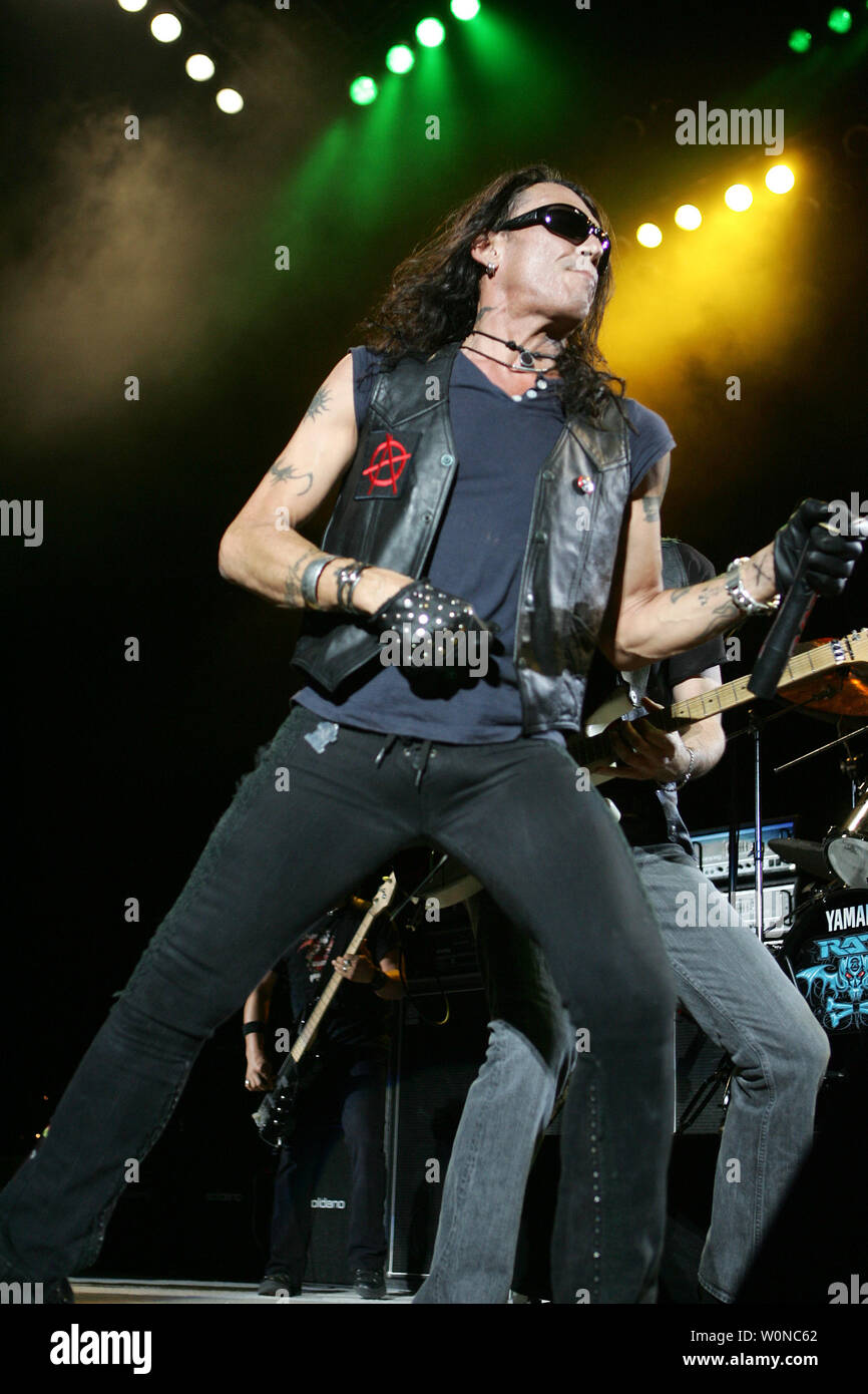 Stephen Pearcy with Ratt performs in concert at the Sound Advice ...