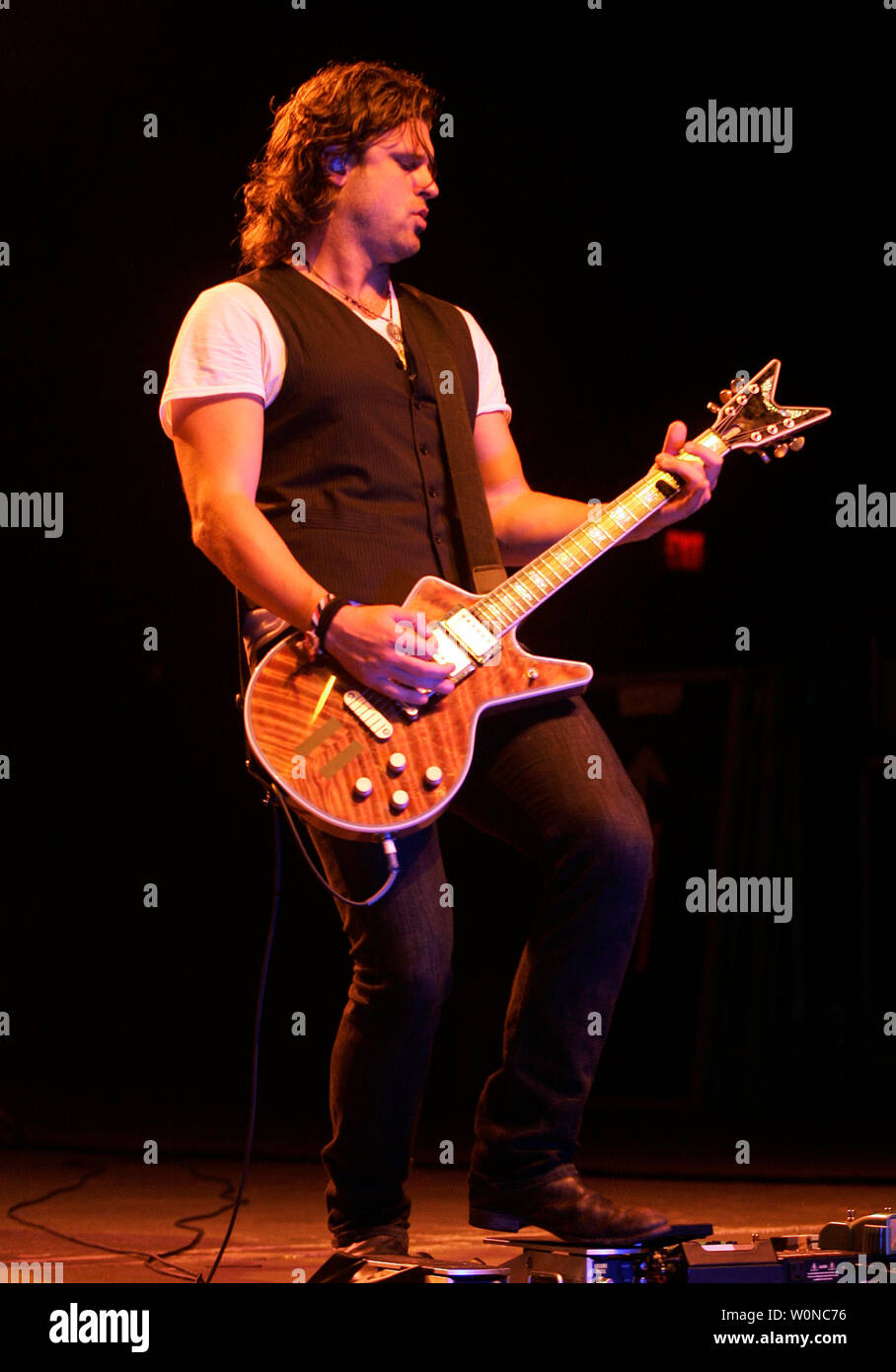 Dean roland hi-res stock photography and images - Alamy