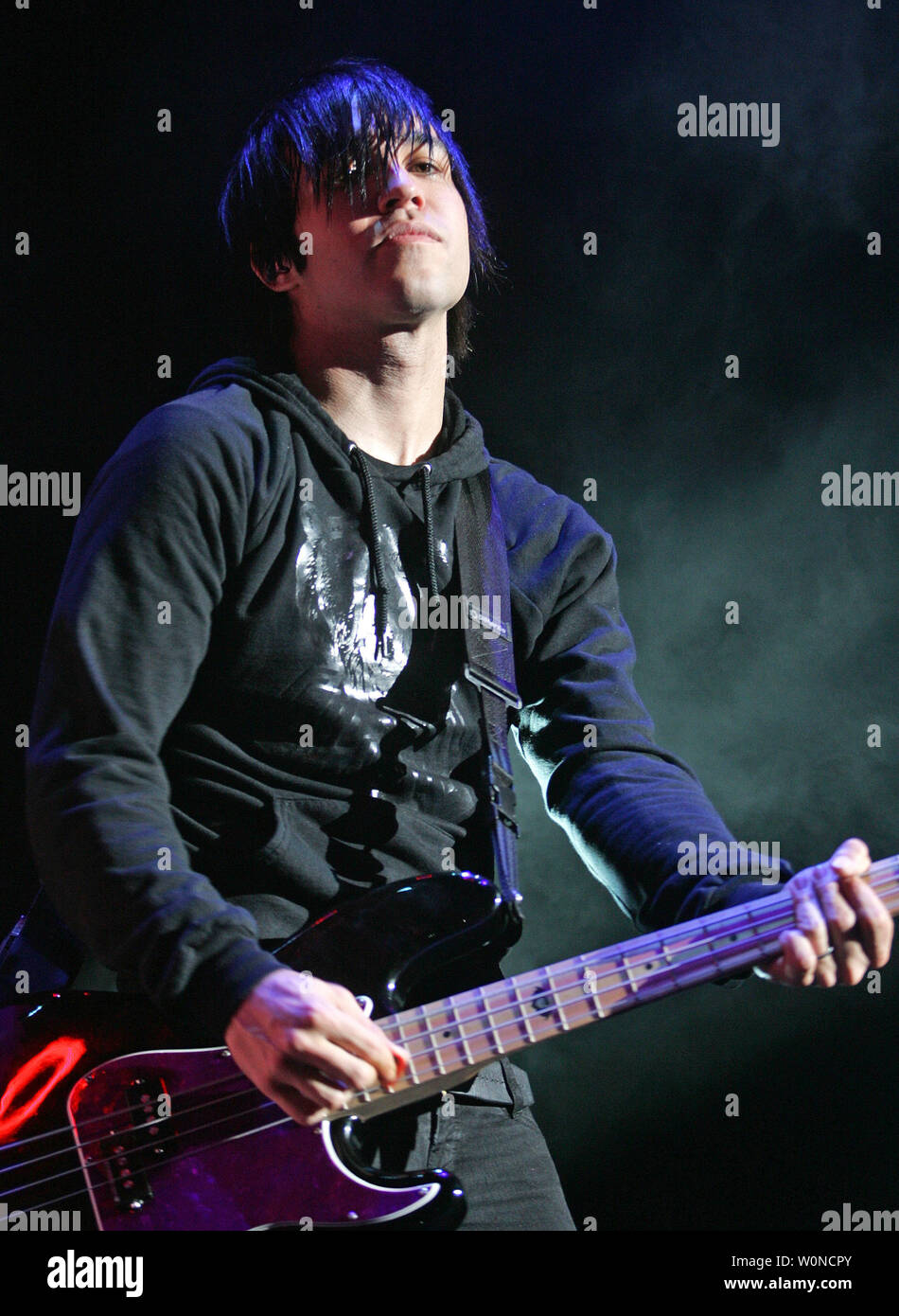 Pete wentz of fall out boy where hi-res stock photography and images ...