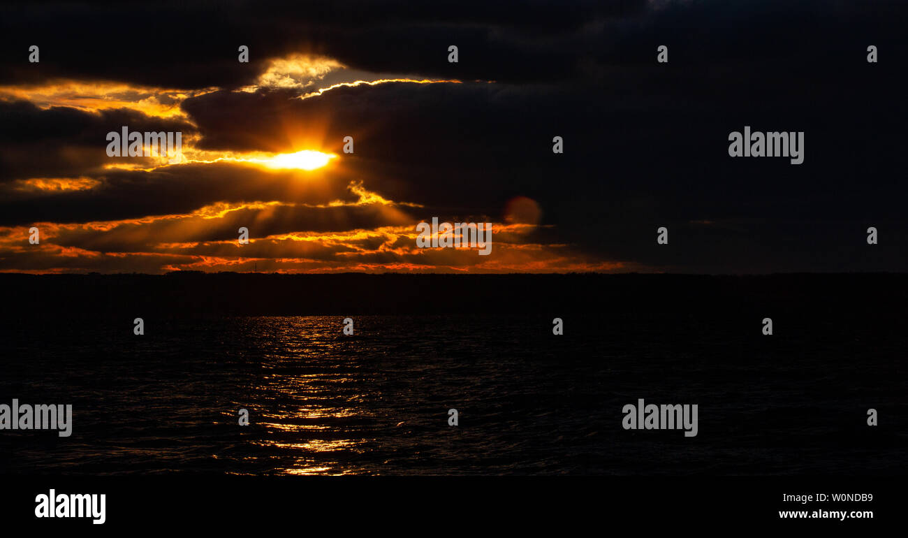 Ny winter sunset hi-res stock photography and images - Alamy