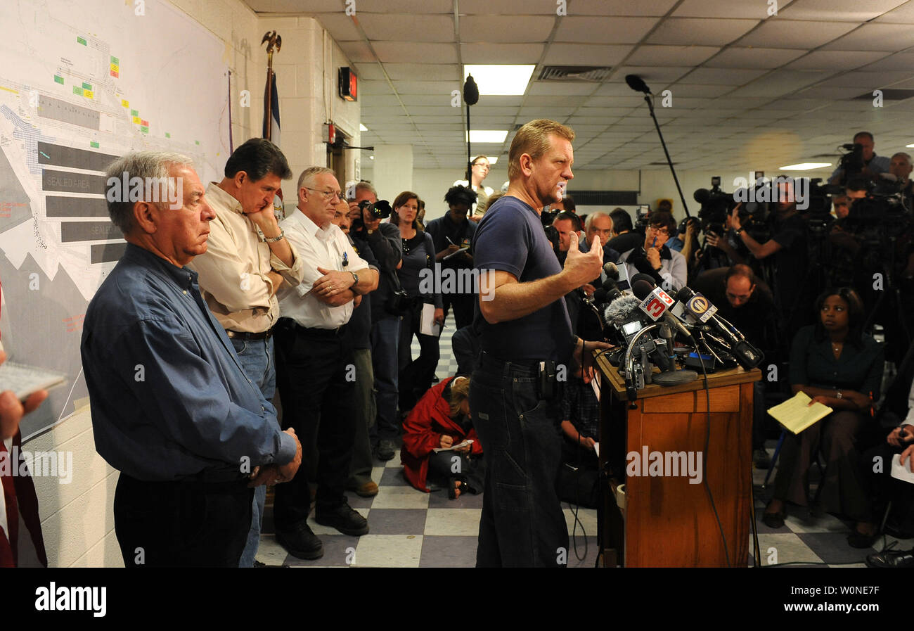 Kevin Stricklin, an administrator from the federal Mine Safety and ...