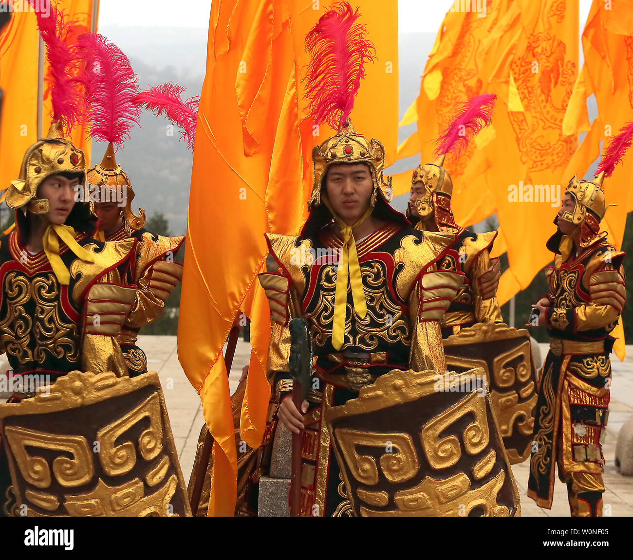 Imperial garb hi-res stock photography and images - Alamy