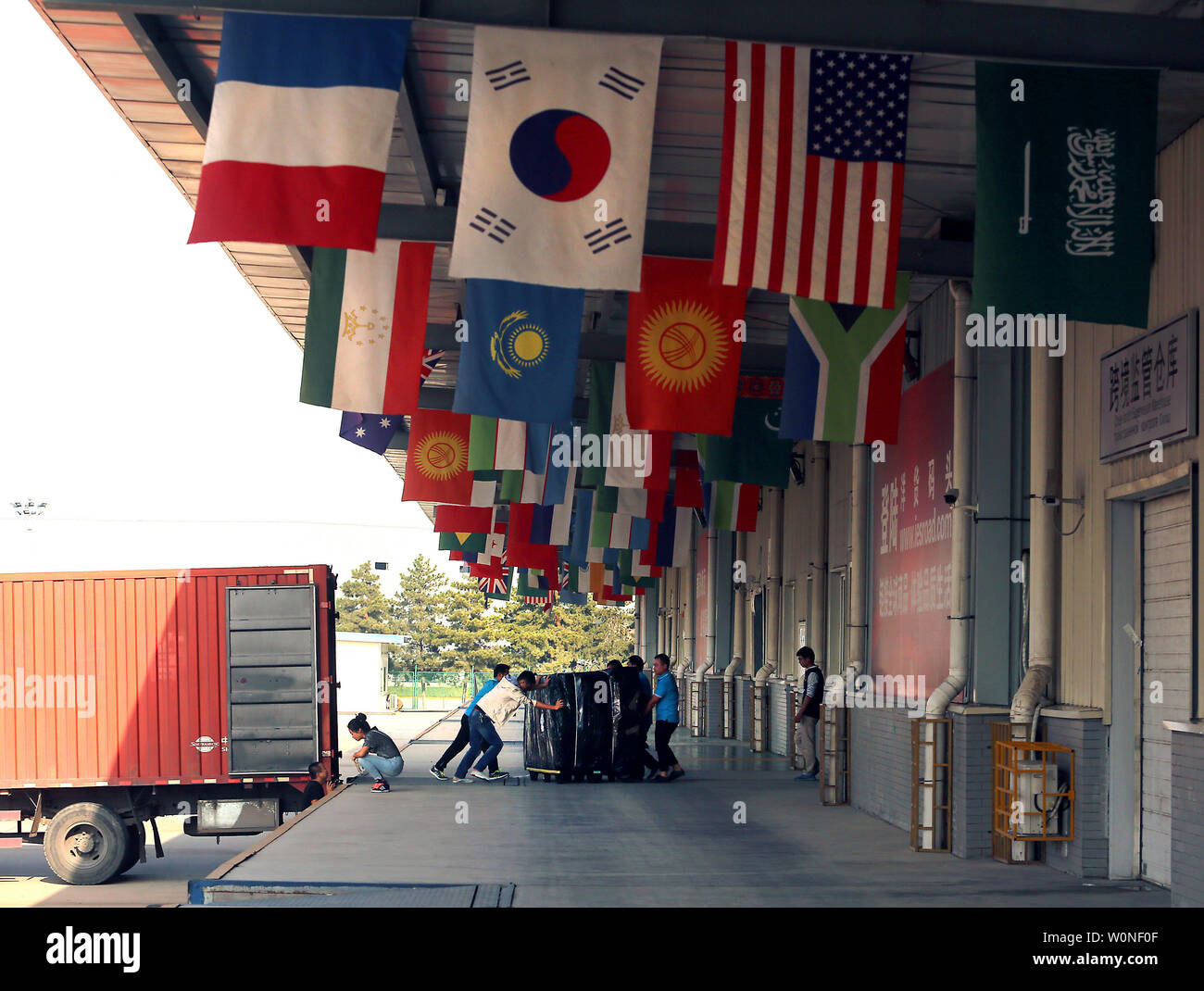 Foreign correspondents get a behind the scenes look as packages arrive ...