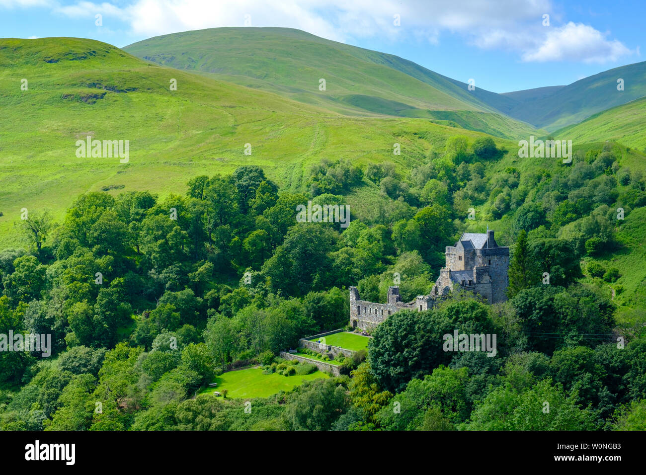 Dollar clackmannanshire scotland hi-res stock photography and images ...