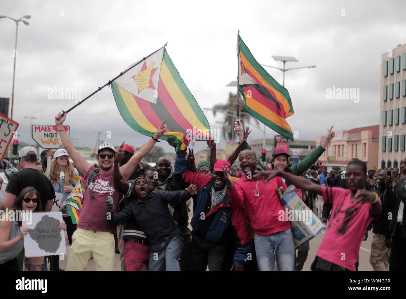Harare streets hi-res stock photography and images - Alamy