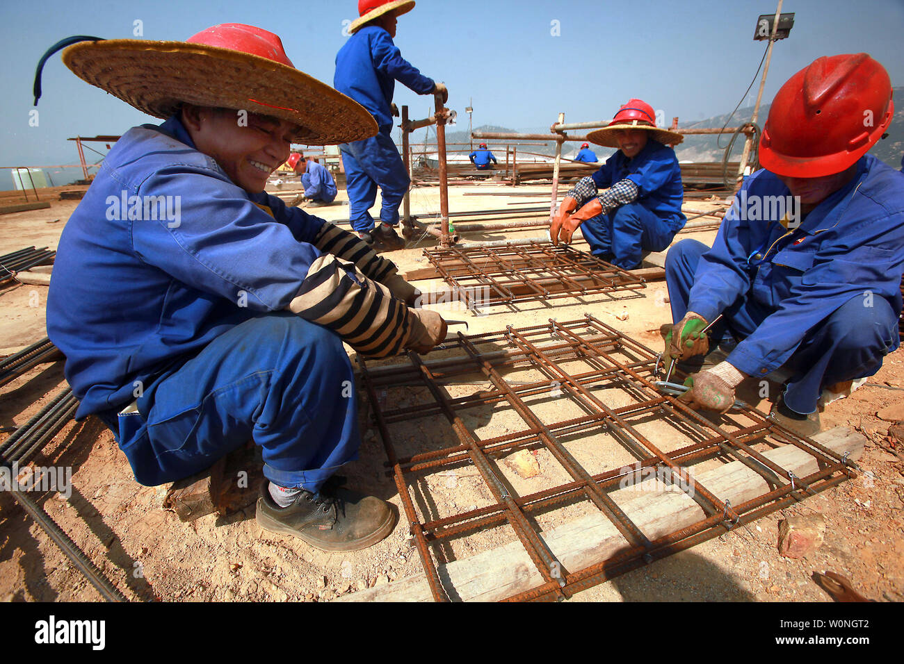 Rebar in storage hi-res stock photography and images - Alamy