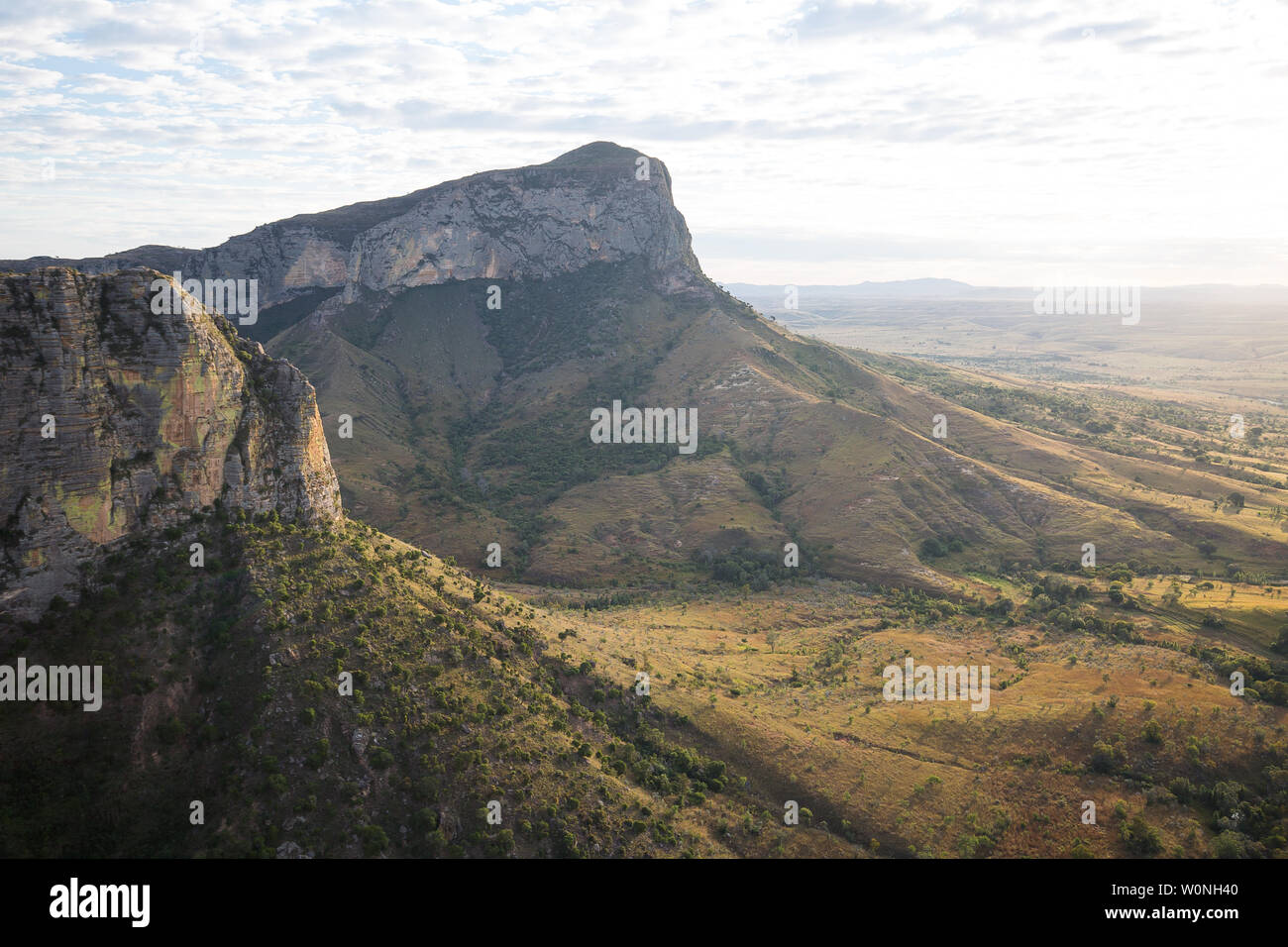 Isalo cliffs hi-res stock photography and images - Alamy