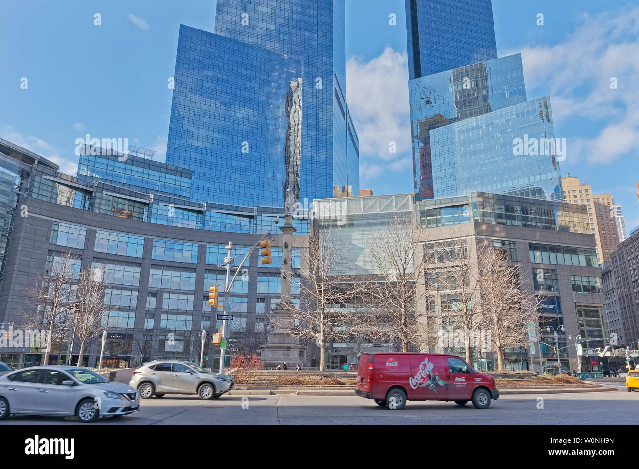 New York Columbus Circle Column monument winter Stock Photo - Alamy
