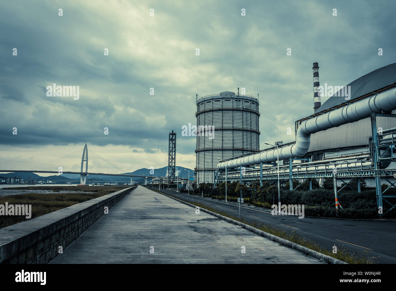 Steelmaking factory hi-res stock photography and images - Alamy