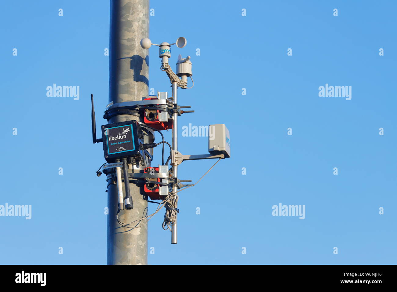 Monitoring device hi-res stock photography and images - Alamy