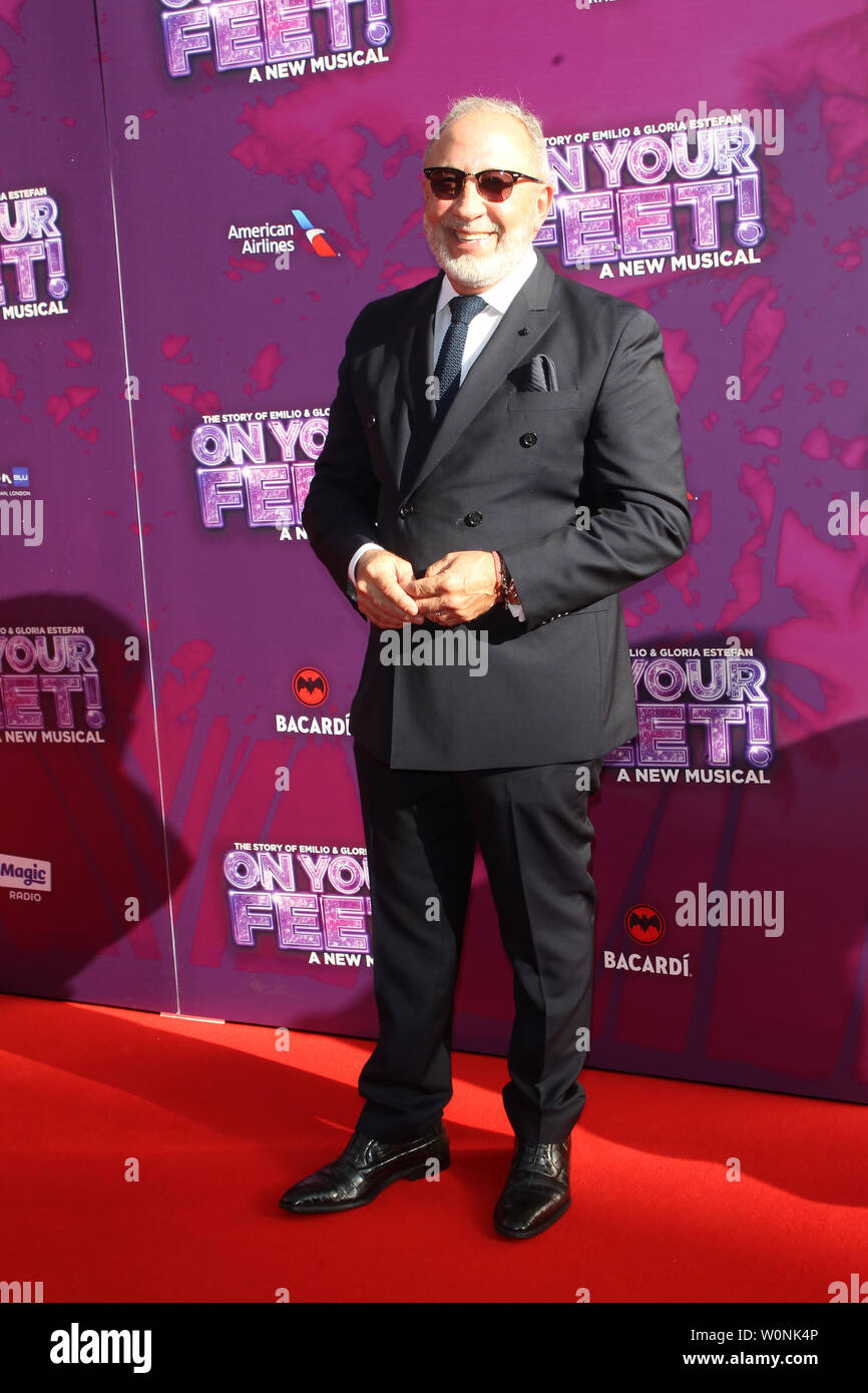 Estefan and emilio hi-res stock photography and images - Alamy