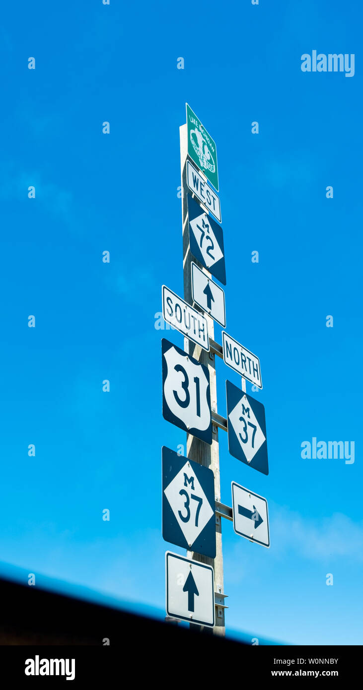 Direction Signs Arrows High Resolution Stock Photography and Images - Alamy