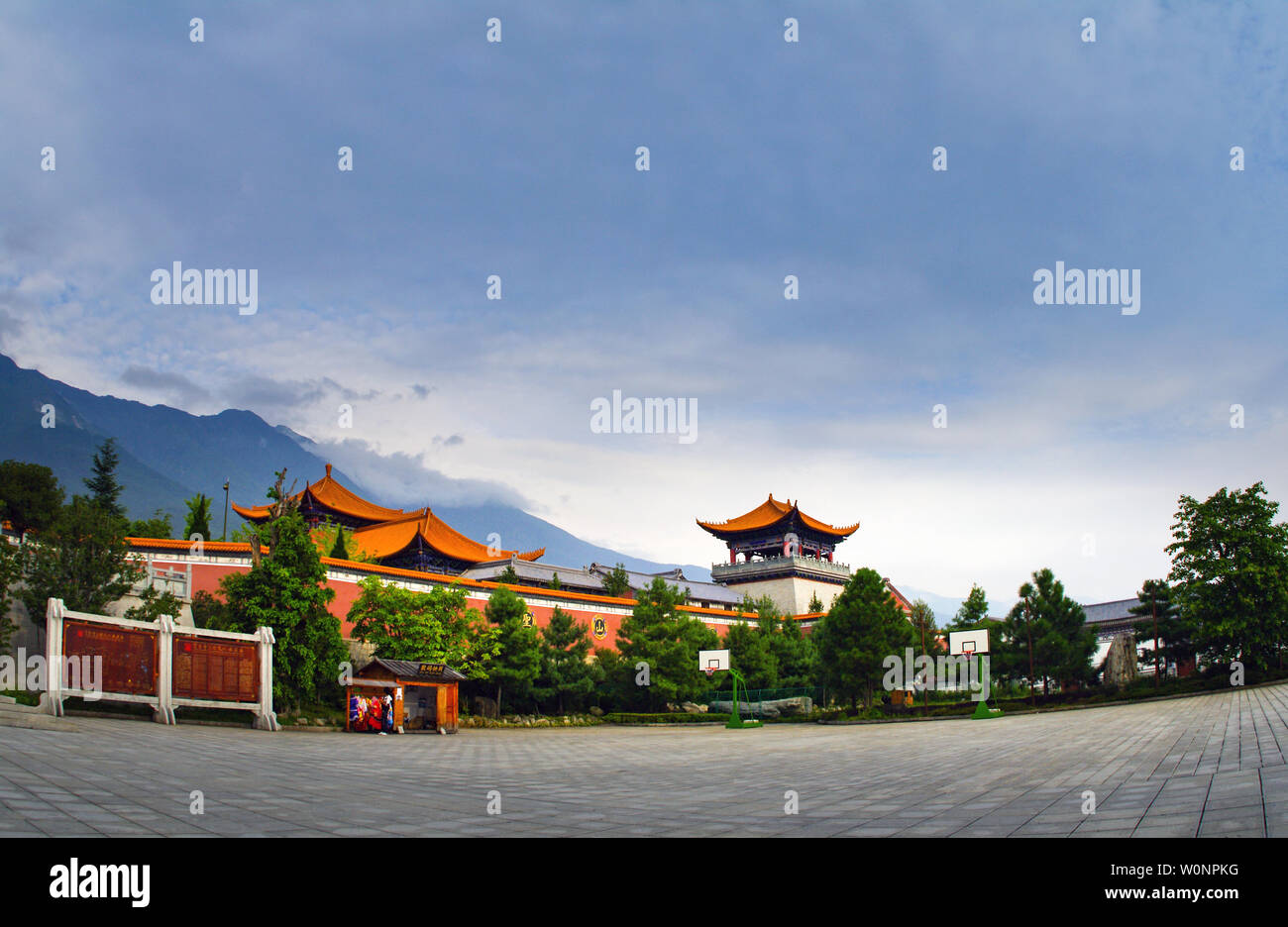 Chongsheng Temple architecture Stock Photo - Alamy