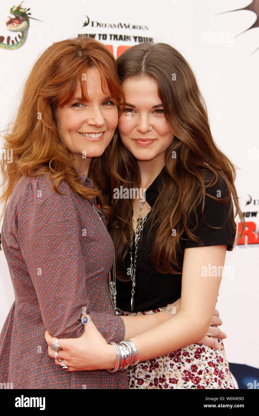 Lea Thompson Zoe Thompson 2010 Photo By Russell Einhorn/PHOTOlink ...