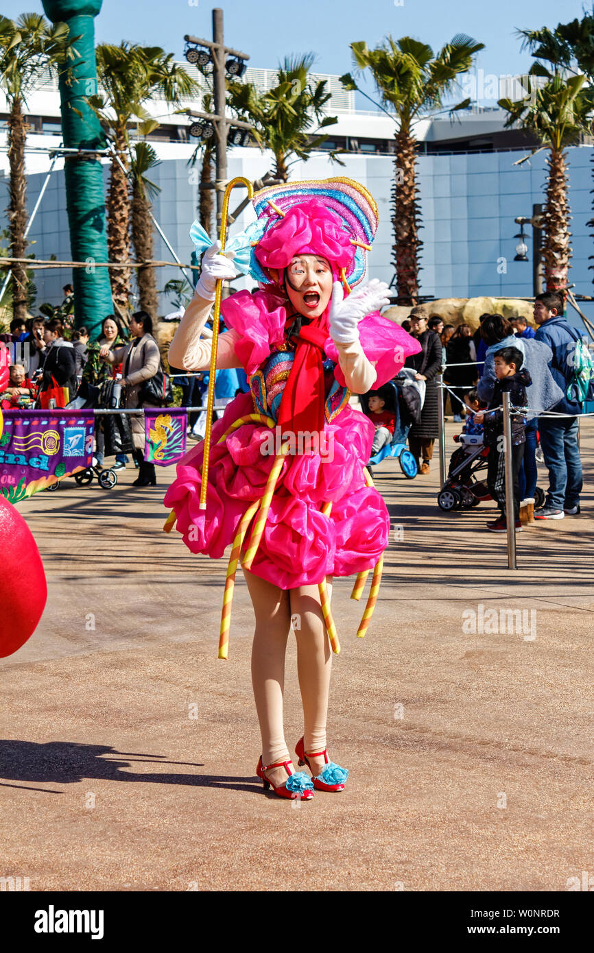 Shanghai Haichang Ocean Park float parade Stock Photo - Alamy