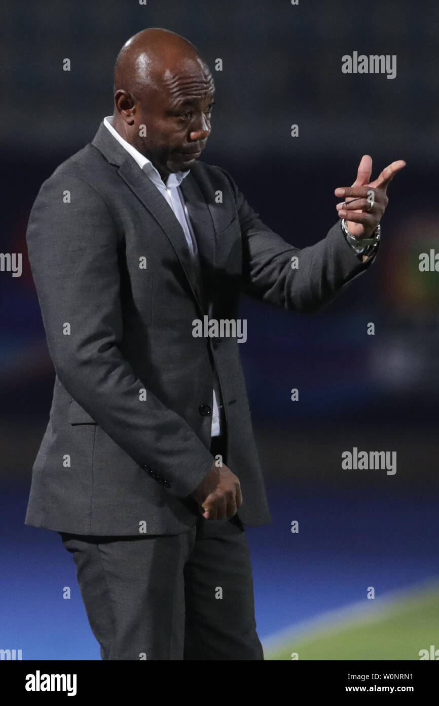 Emmanuel amunike hi-res stock photography and images - Alamy