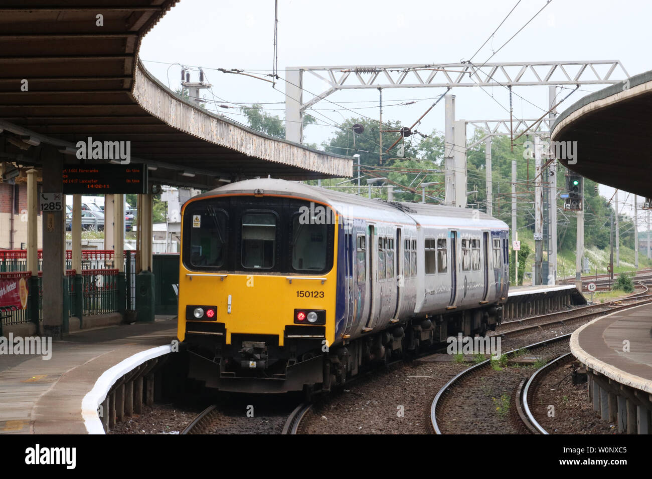 Two car class 150 sprinter diesel multiple unit train in Northern ...