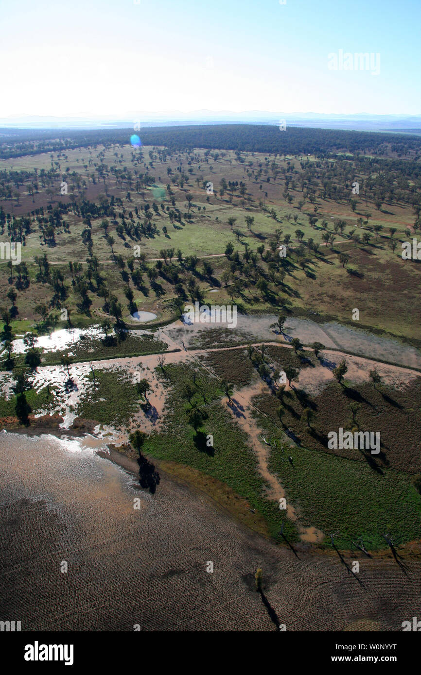 Farm on the liverpool plains northern nsw hi-res stock photography and ...