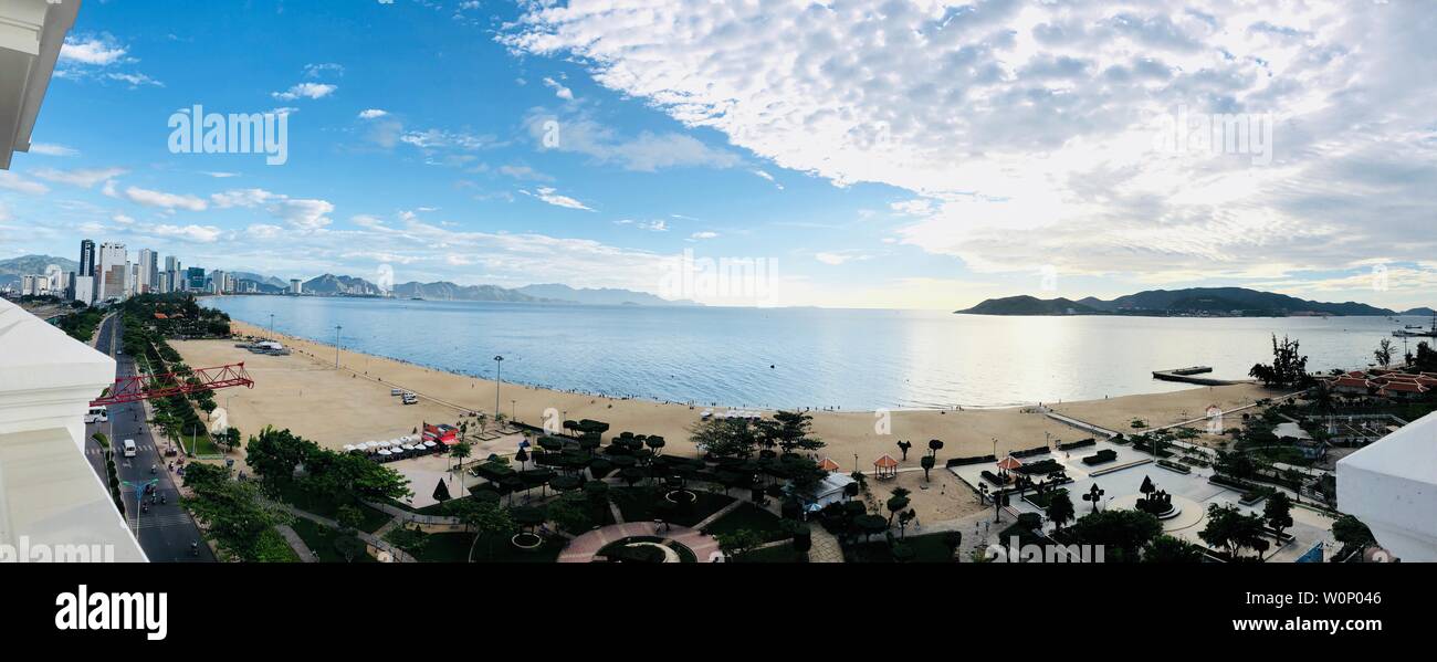 Overlooking the seaside Stock Photo - Alamy