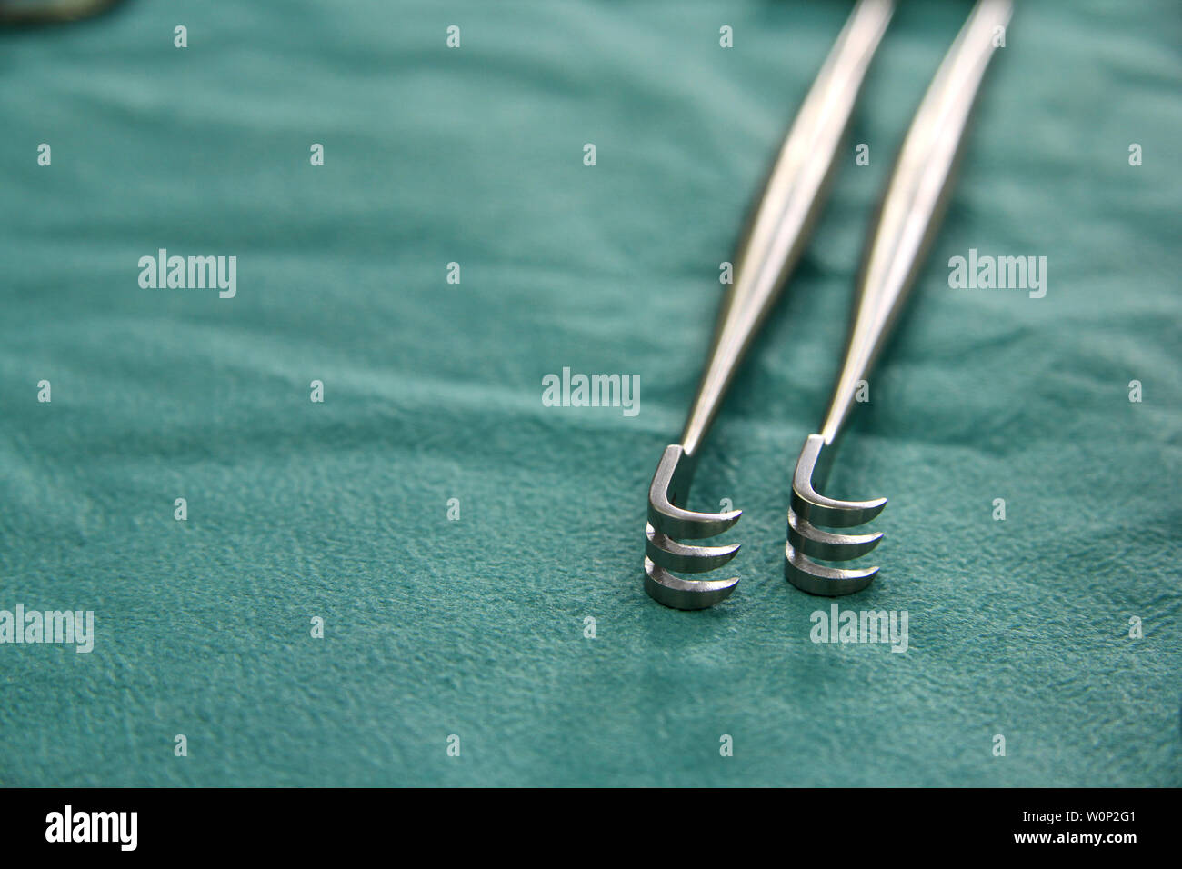 Medical instuments hi-res stock photography and images - Alamy