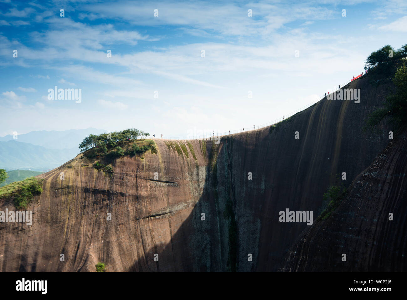 Ridge spine hi-res stock photography and images - Alamy